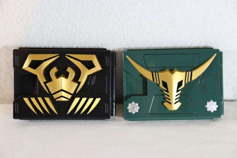Kamen Rider Ryuki / CSM Complete Selection Modification V Buckle with ...