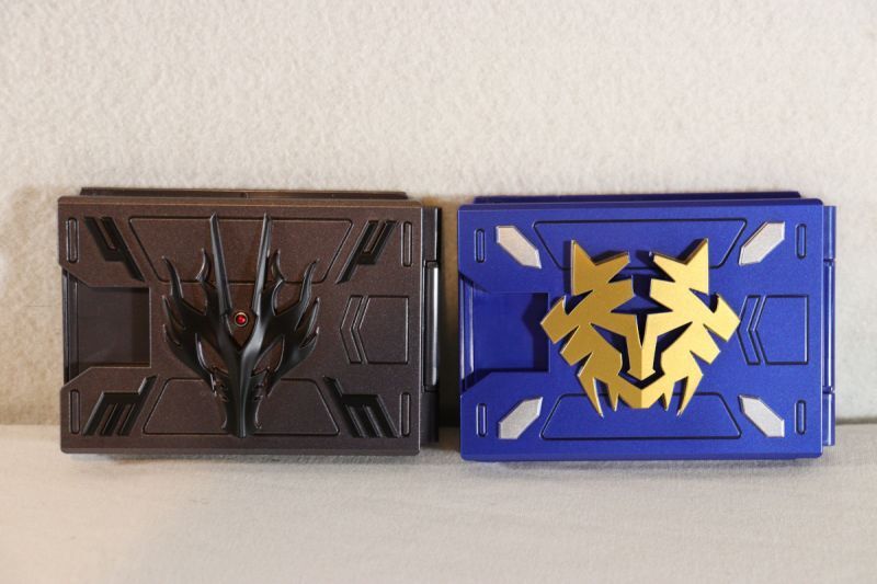 Kamen Rider Ryuki / CSM Complete Selection Modification V Buckle with ...