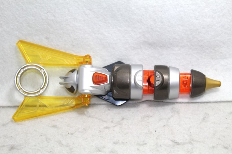 Kamen Rider Kabuto / DX TheBee Zector with Package