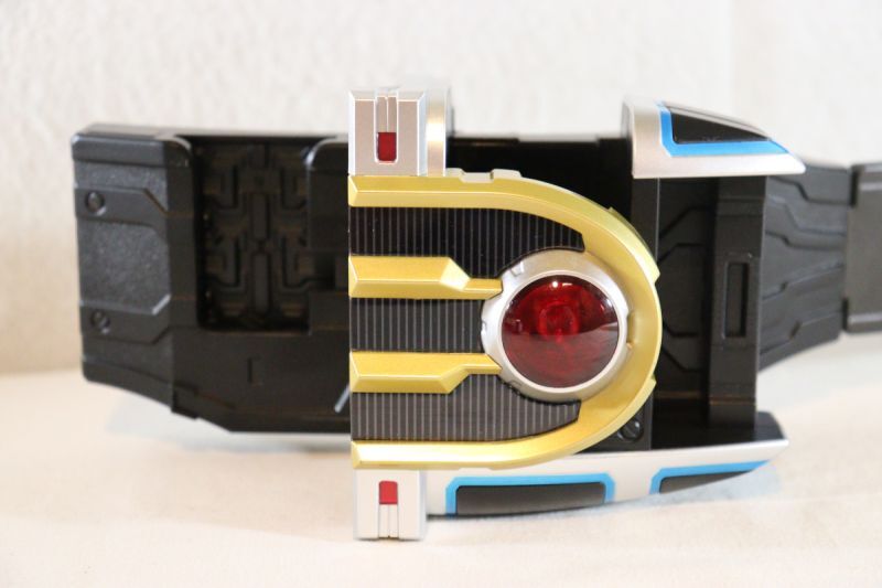 Kamen Rider Kiva / Complete Selection Modification CSM IXA Belt with ...