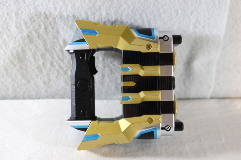 Kamen Rider Kiva / Complete Selection Modification CSM IXA Belt with ...