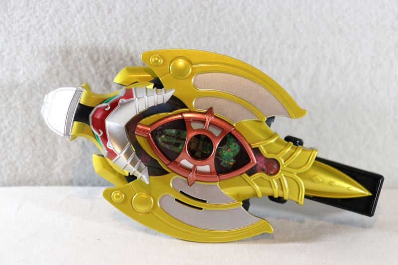 Kamen Rider Kiva / Complete Selection Modification CSM Tatsulot with ...