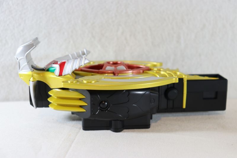 Kamen Rider Kiva / Complete Selection Modification CSM Tatsulot with ...