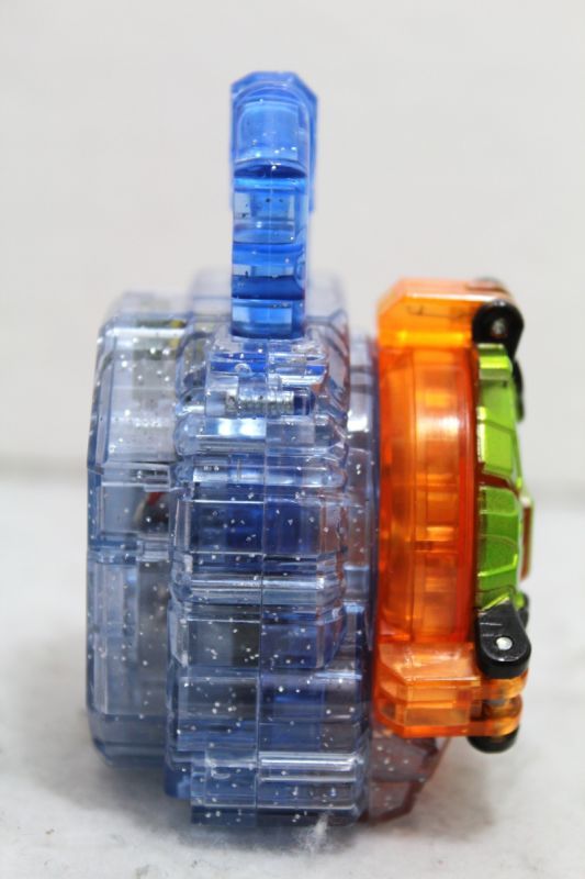 Kamen Rider Gaim / DX Genesis Driver & Melon Energy Lockseed Set