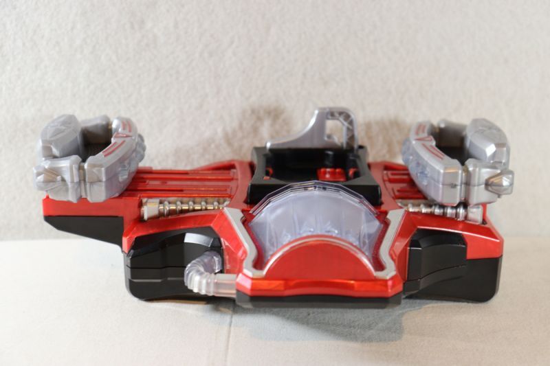 Kamen Rider Gaim / DX Genesis Driver & Melon Energy Lockseed Set Used