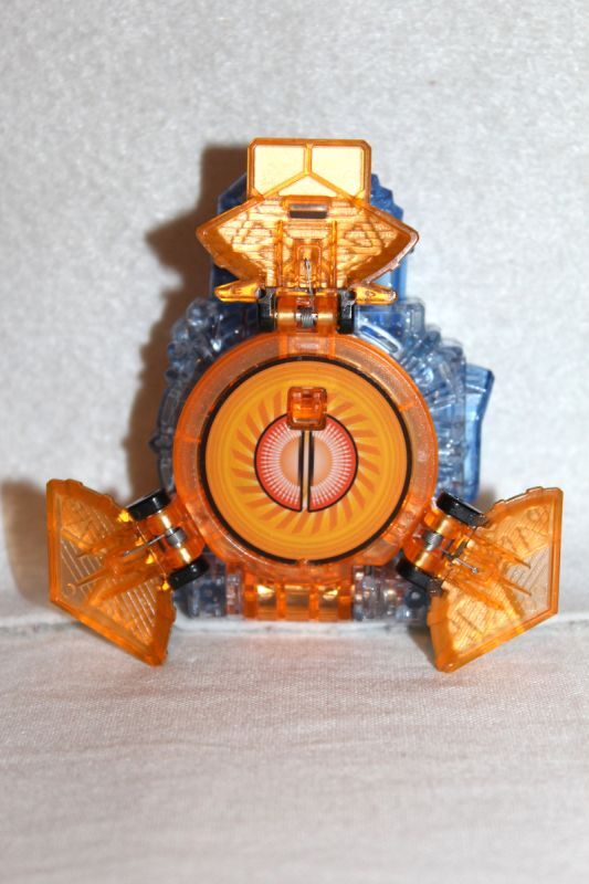 Kamen Rider Gaim / DX Genesis Driver & Melon Energy Lockseed with Package