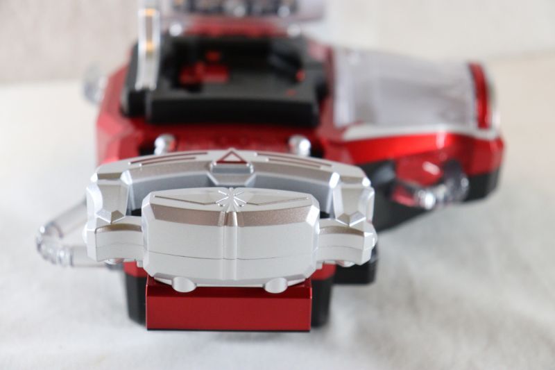 Kamen Rider Gaim / Complete Selection Modification CSM Genesis Driver ...