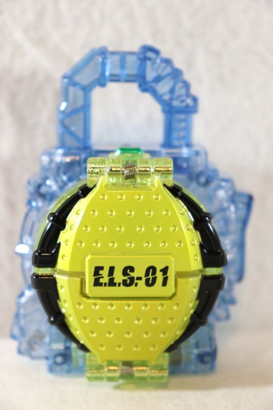 Kamen Rider Gaim / Complete Selection Modification CSM Genesis Driver ...