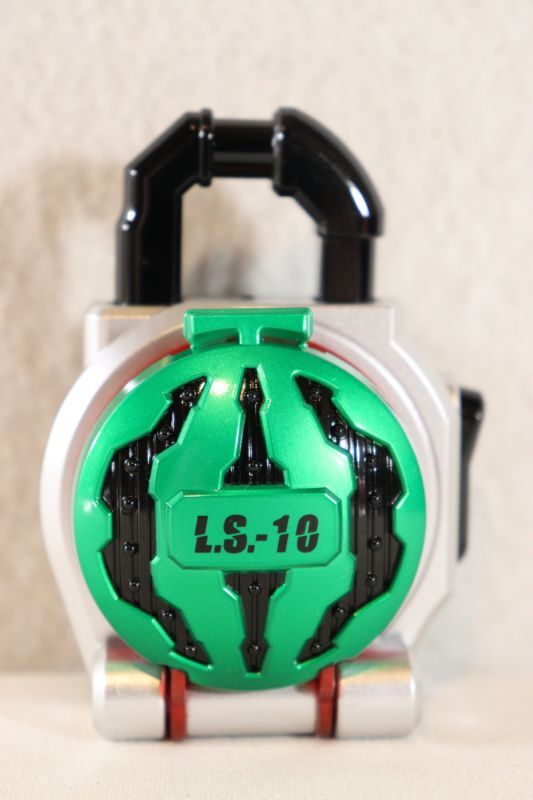 Kamen Rider Gaim / CSM Complete Selection Modification Lockseed Gaim Set