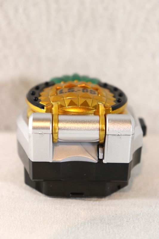 Kamen Rider Gaim / CSM Complete Selection Modification Lockseed Gaim Set