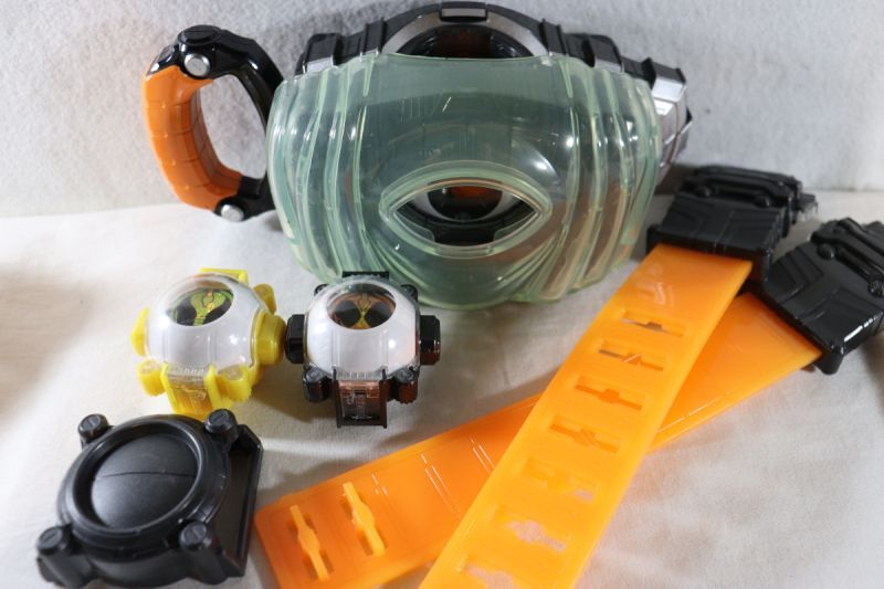 Kamen Rider Ghost / DX Ghost Driver with DX Ore & Edison Ghost Eyecon