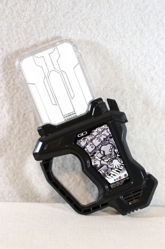 Kamen Rider Ex-Aid / Proto Doremifa Beat Gashat Used