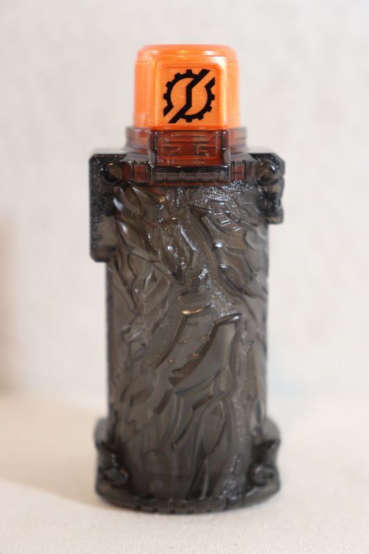 Kamen Rider Build / DX Cross-Z Magma Knuckle with Package