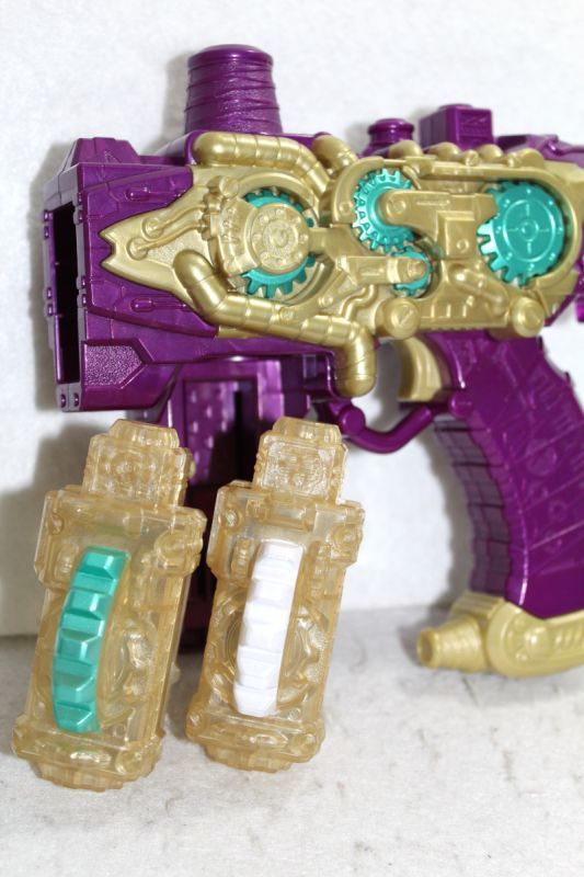 Kamen Rider Build / DX Nebula Steam Gun with Gear Engine & Gear Remocon ...