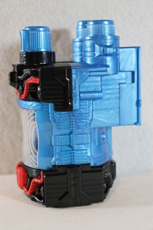 Kamen Rider Build / DX Muscle Galaxy Full Bottle with Package