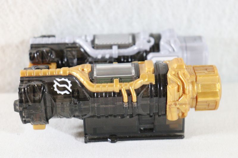 Kamen Rider Build / DX Full Full Rabbit Tank Bottle & Hazard Trigger ...