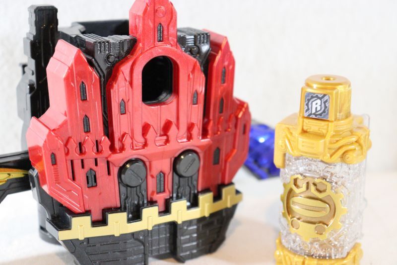 Kamen Rider Build / DX Grease perfect Kingdom Used