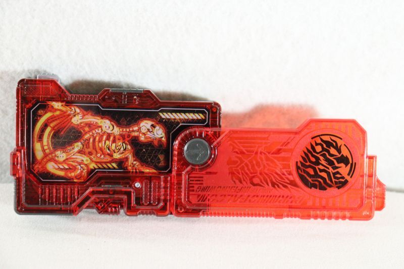 Kamen Rider Zero-One / DX ZAIA Slashriser with Package