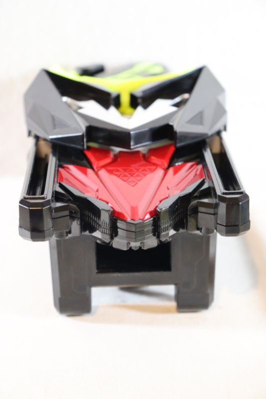 Kamen Rider Zero-One / DX Zero-One Driver & Rising Hopper Progrise Key ...