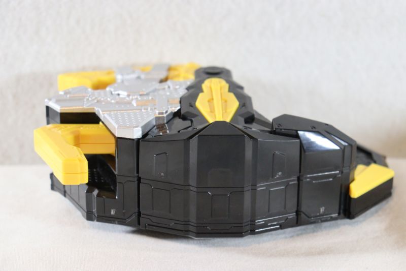 Kamen Rider Zero-One / DX Force Riser & Sting Scorpion Progrise Key