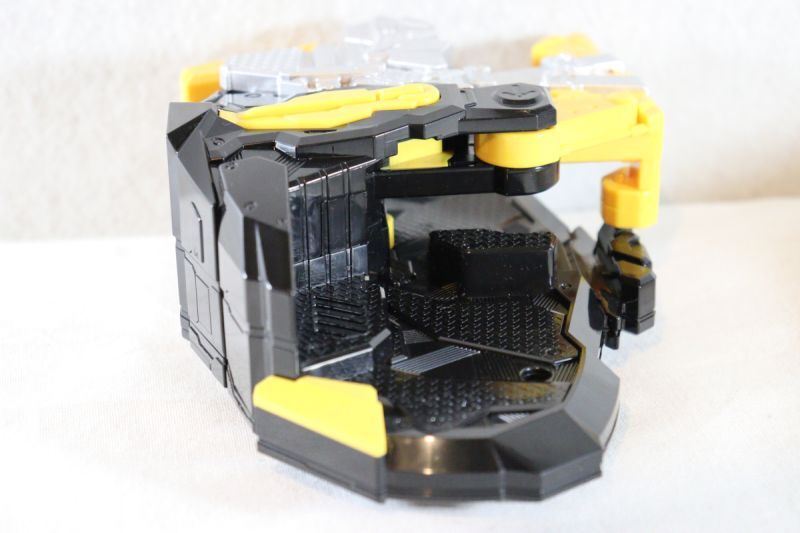 Kamen Rider Zero-One / DX Force Riser & Sting Scorpion Progrise Key