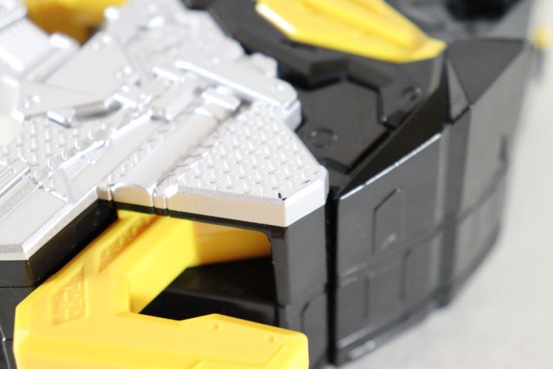 Kamen Rider Zero-One / DX Force Riser & Sting Scorpion Progrise Key