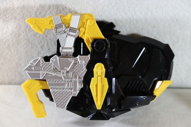 Kamen Rider Zero-One / DX Force Riser & Sting Scorpion Progrise Key