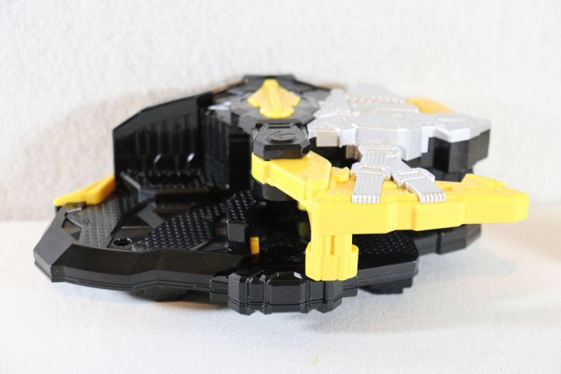 Kamen Rider Zero-One / DX Force Riser & Sting Scorpion Progrise Key