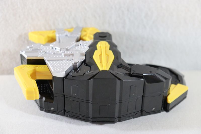 Kamen Rider Zero-One / DX Force Riser & Sting Scorpion Progrise Key