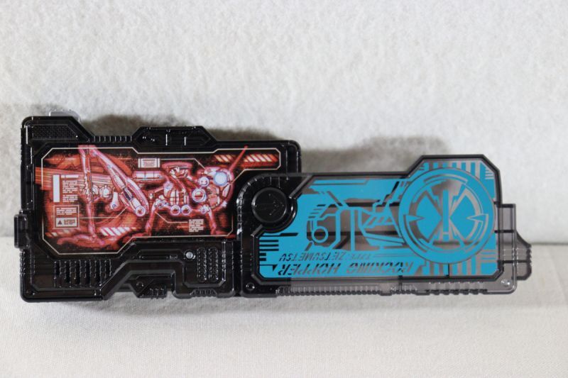 Kamen Rider Zero-One / DX Cyclone Riser with Package