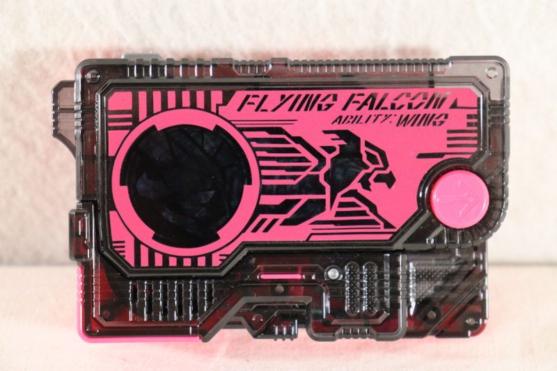 Kamen Rider Zero-One / DX Flying Falcon Progrise Key Used
