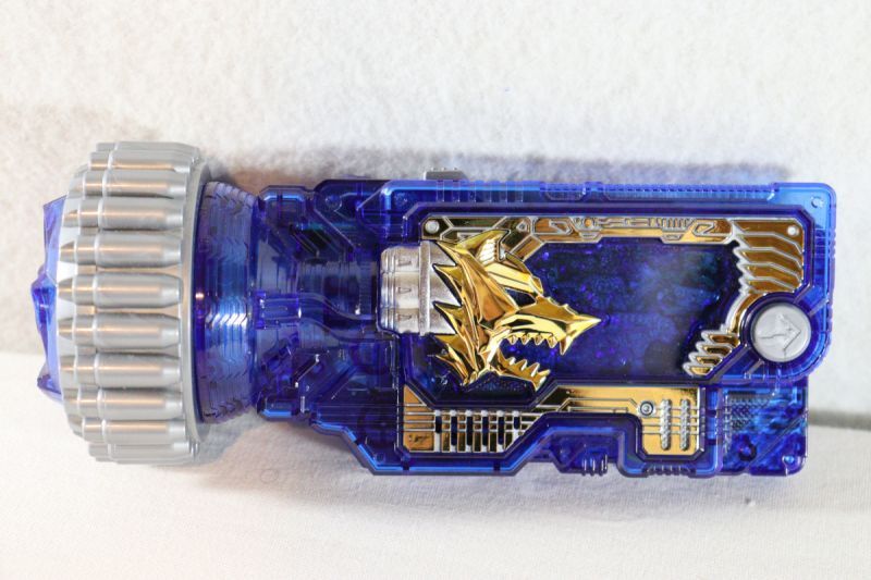 Kamen Rider Zero-One / DX Rampage Gatling Progrise Key with Package