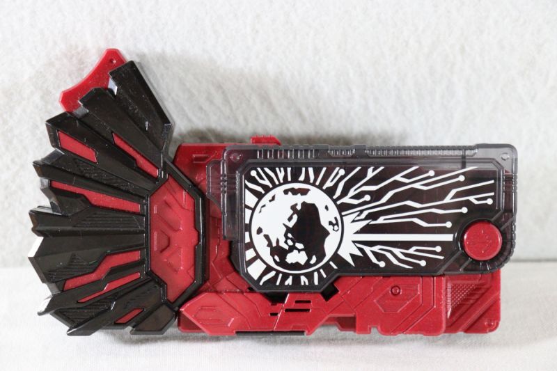 Kamen Rider Zero-One / DX Hell Rise Progrise Key with Package