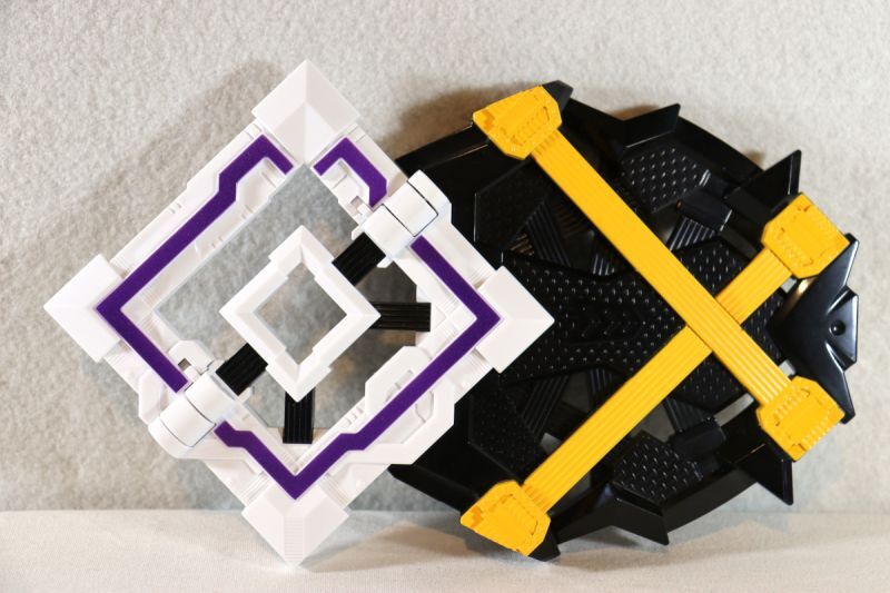 Kamen Rider Zero-One / DX Zetsumetsu Driver Unit & Ark Scorpion ...