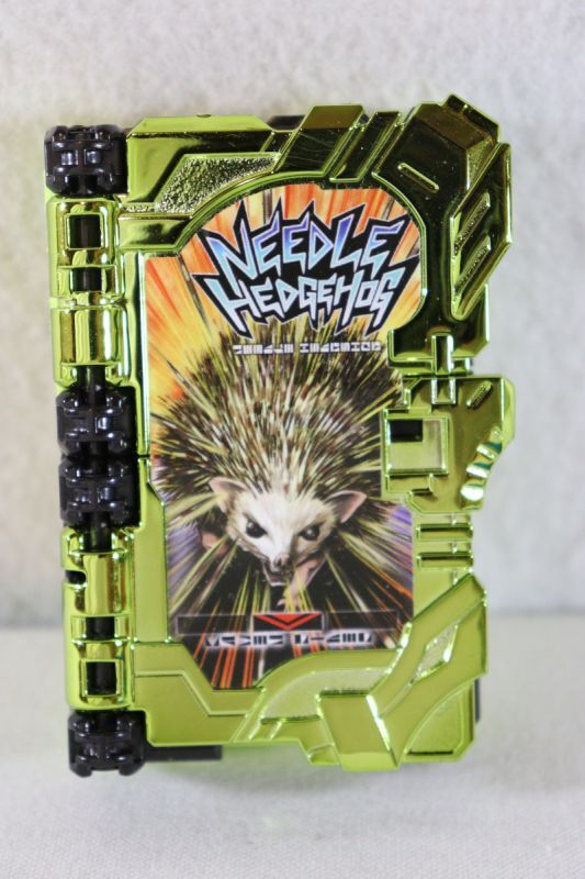 Kamen Rider Saber / Needle Hedgehog Wonder Ride Book Metallic Color ver