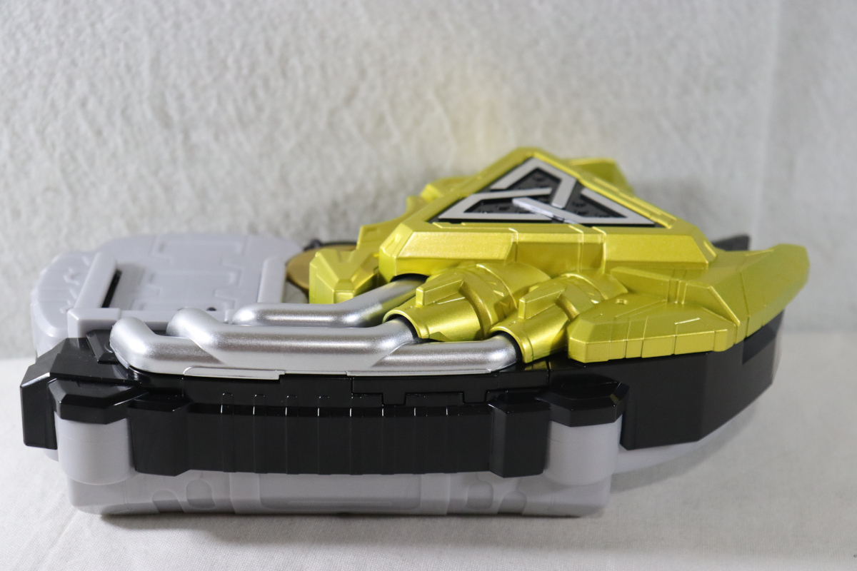 Kamen Rider Revice / DX Chimera Driver & Juuga Driver Unit with Package