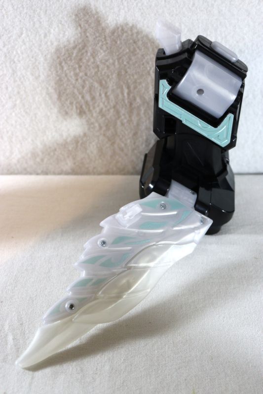 Kamen Rider Revice / DX Perfect Wing Vistamp Used