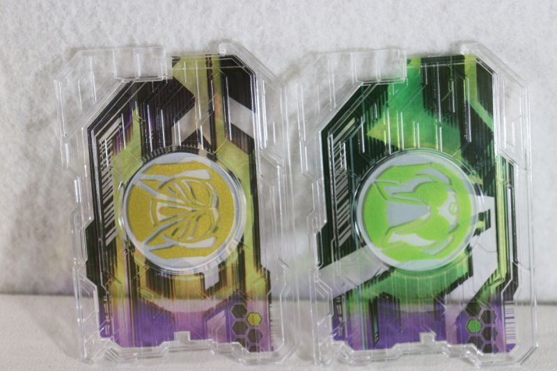 Kamen Rider Geats / DX Raise Riser Belt & Raise Riser Card Set with Package