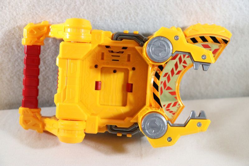 Kamen Rider Geats / DX Powered Builder Buckle & Gigant Buckle Set