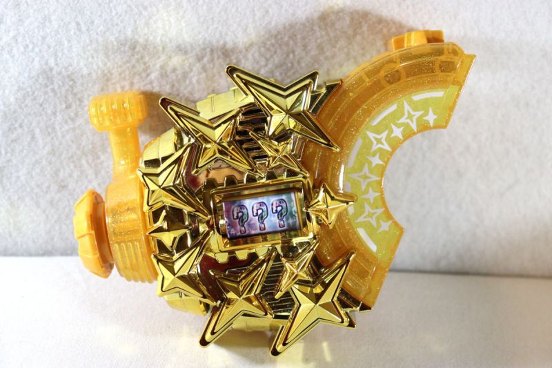 Kamen Rider Geats / DX Fever Slot Raise Buckle