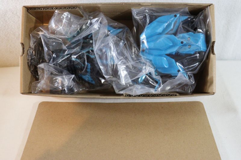 Kamen Rider Geats / DX X Geats Raise Buckle with Package