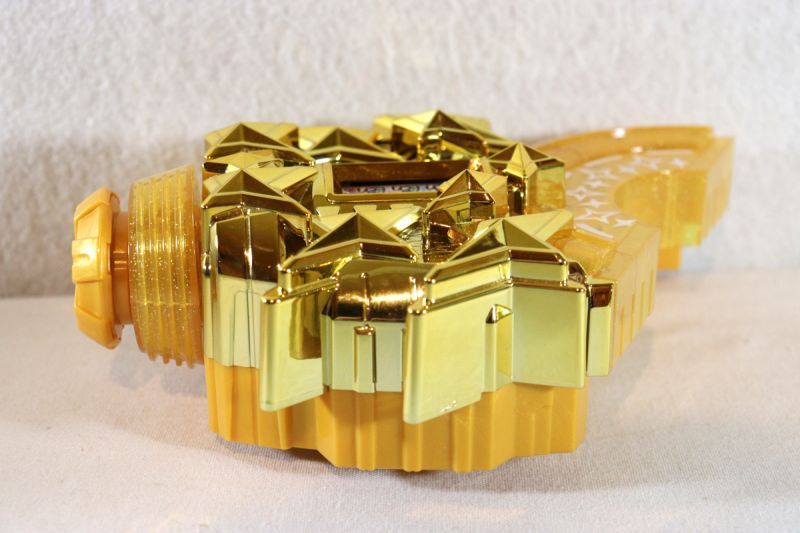 Kamen Rider Geats / DX Fever Slot Raise Buckle Used