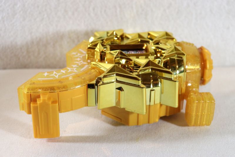 Kamen Rider Geats / DX Fever Slot Raise Buckle Used