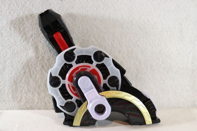 Kamen Rider Geats / DX Magnum Raise Buckle