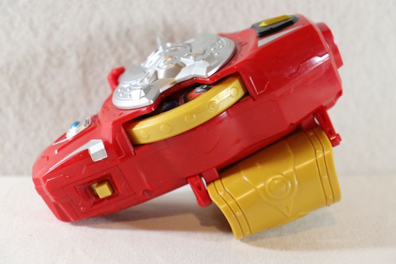 Ultraman Ginga S / DX Strium Brace Used