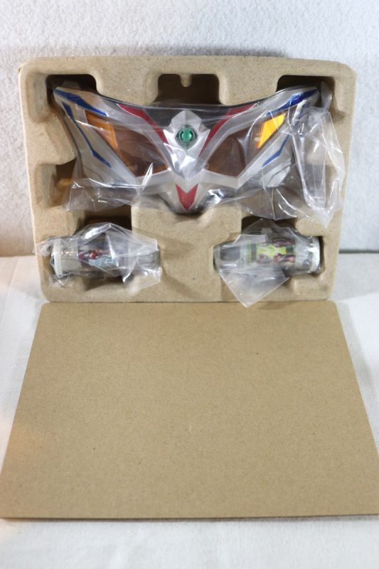Ultraman Geed / DX Ultra Zero Eye Neo with Package