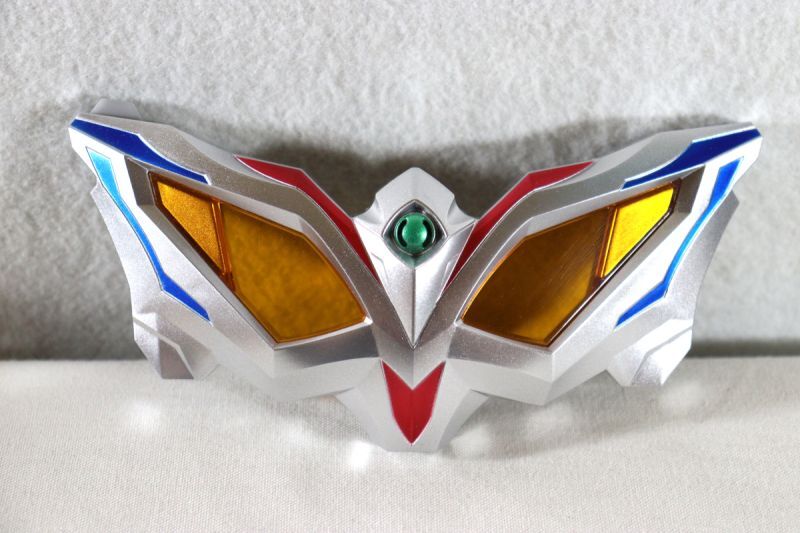 Ultraman Geed / DX Ultra Zero Eye Neo with Package