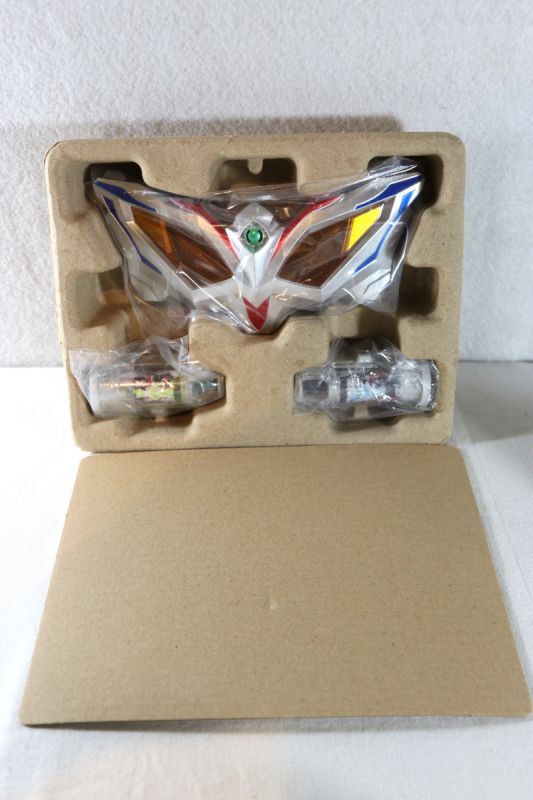 Ultraman Geed / DX Ultra Zero Eye Neo with Package