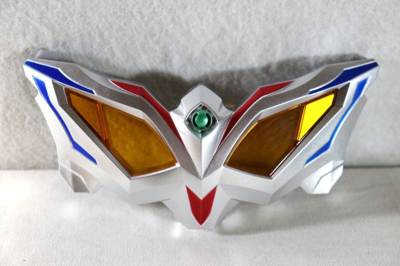 Ultraman Geed / DX Ultra Zero Eye Neo with Package