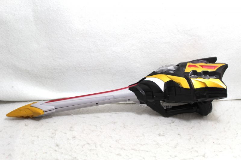 Ultraman Geed / DX King Sword with Package